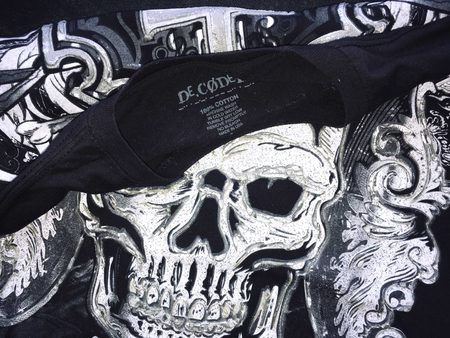 VINTAGE 1999 Made in U.S.A. DE.CØDED® «BAD TO THE BONE» Men's Tee — L