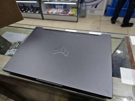 Asus TUF F15 Core i7 + RTX 4050