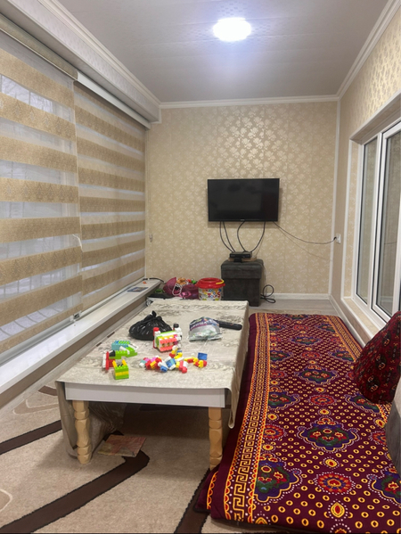 Продается своя 3х комнатная кв г Чирчик с ремонтом на 1 этаже