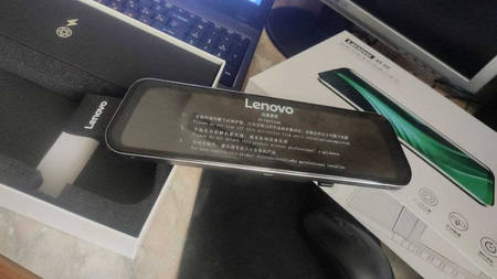 Видеорегистратор LENOVO M8