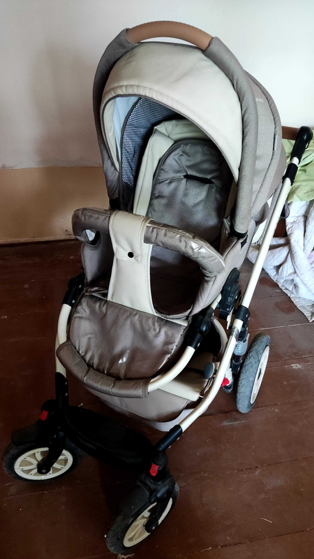 Peg Perego Легкая коляска-внедорожник 2 в 1 для прогулок + стульчик