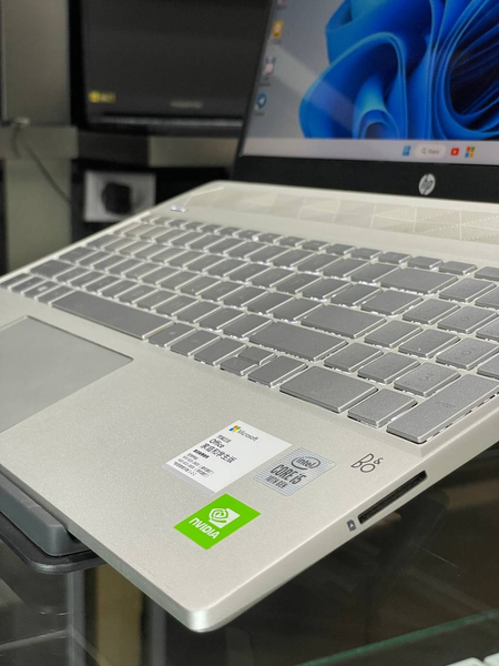 Hp Pavilion corr 5