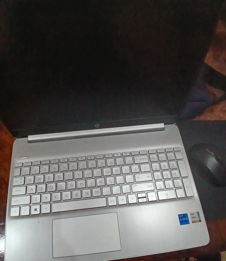 hp netbuk yengi срочно продам