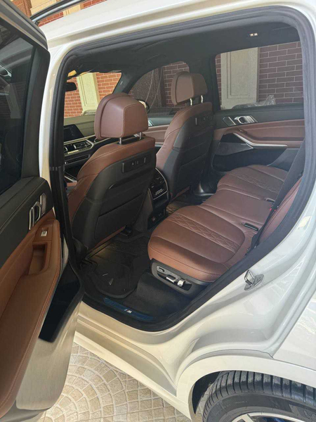 BMW X7 xDrive 40i 2024 год в Наличии