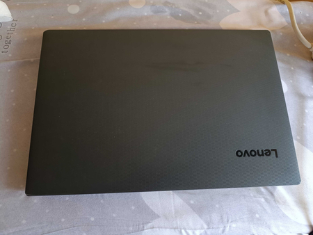 Noutbuk Lenovo V130 Sotiladi