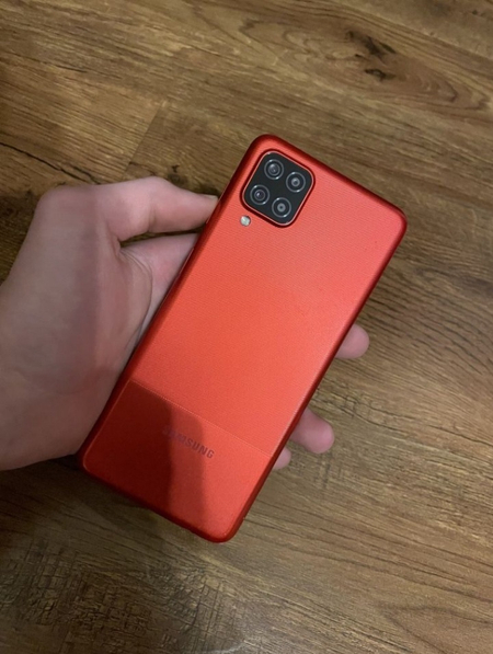 Samsung a12 64gb