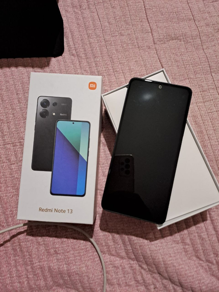 Redmi note 13 256 GB 8 GB ideal 2 oy ishlatilgan