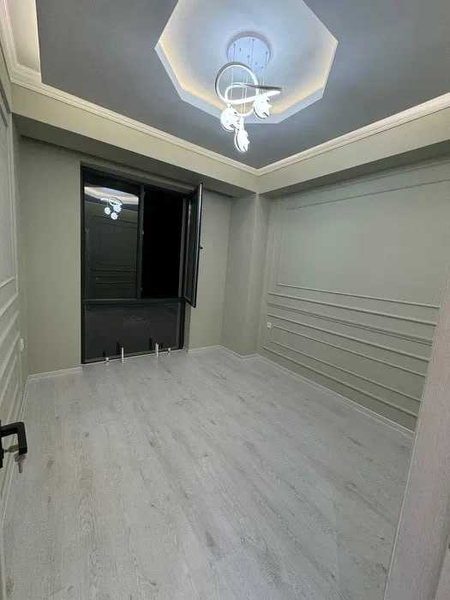 Продаётся СРОЧНА  ШАХРИСТАНСКИЙ МЕТРО  2-комнатная 3/9, 60 м²!!!