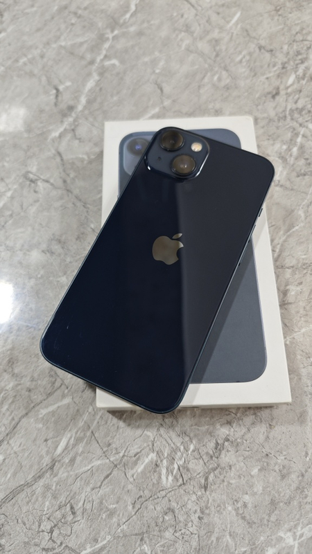 Продам Iphone 13 256GB Midnight