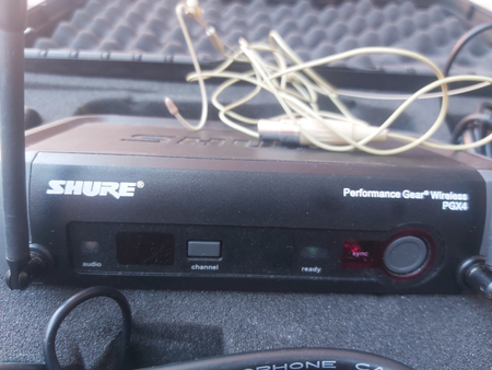 Shure mikrafon sotiladi