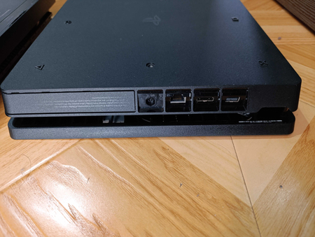Продам два PlayStation 4
