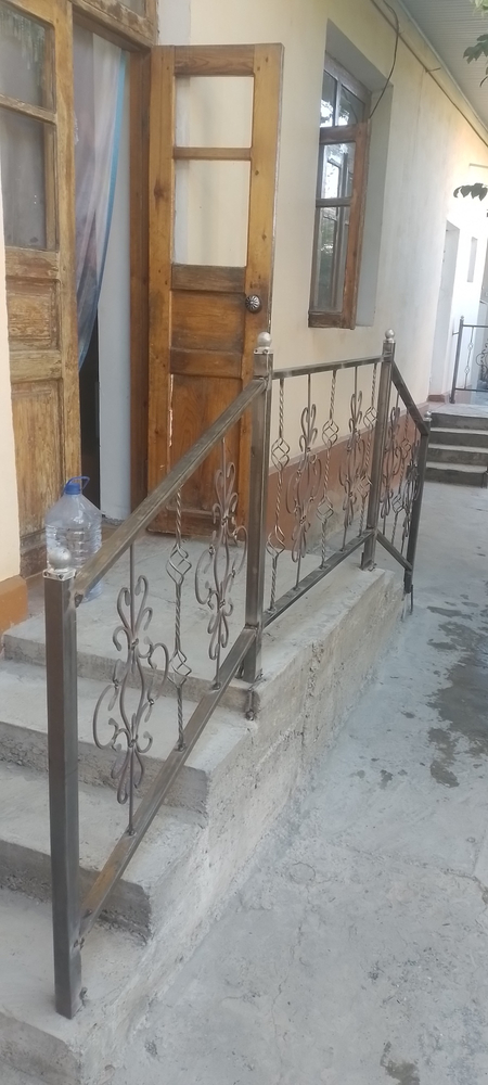 Leksan kazerok naves xizmati svarka xizmati darvoza temir eshik yasa