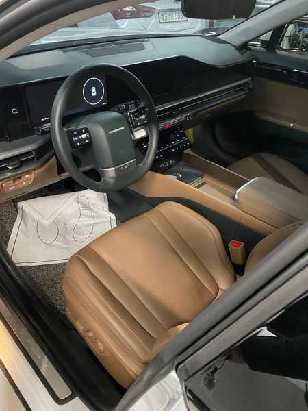 Hyundai grandeur