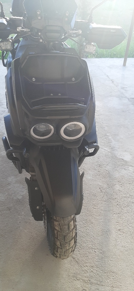 Skutir sotiladi model tank benzinda yuradi 100 ga 3 litr benzin ichadi