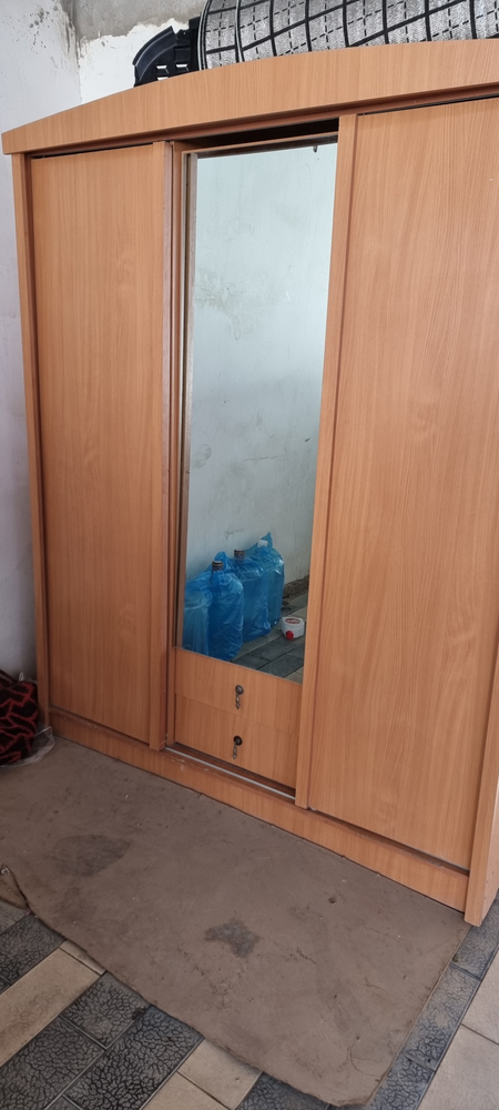 Продам шкаф купе