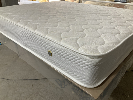 Matras ishlab chiqaramiz