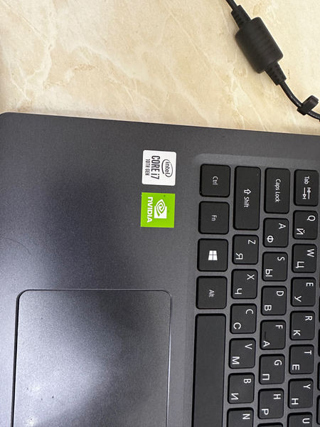 Acer noutbuk ideal holatda