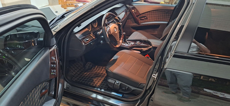 BMW E60 texnik xolati yaxshi yurib turgan moshina.