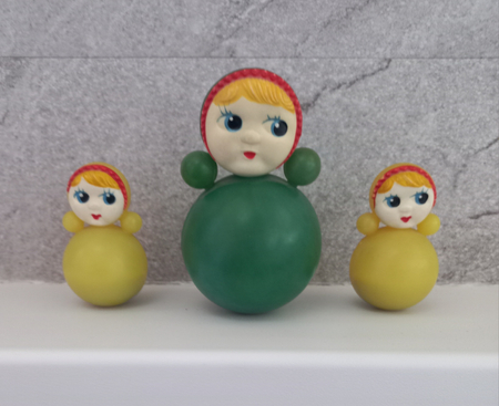 Продам игрушки неваляшки