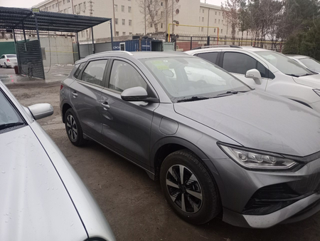 BYD e-2,405км,luxury