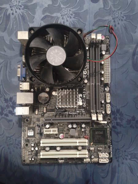 Материнская плата G41T-M13+ процессор e5700 pentium+ кулер отличный