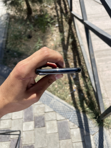 Iphone X сотилади