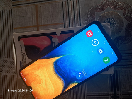 Telefon Samsung A20