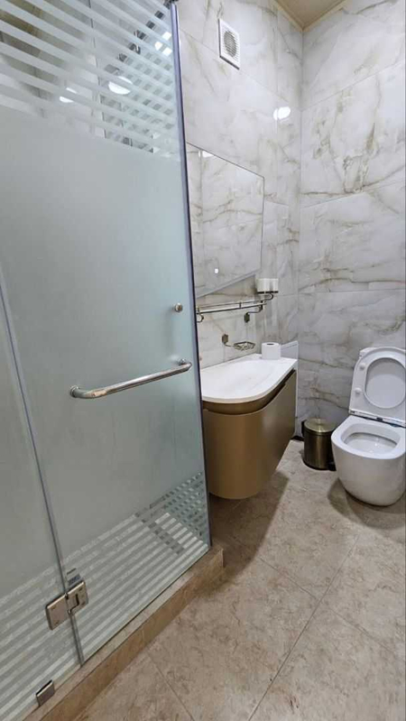 Сдается  пятикомнатная квартира  в Яккасарайском районе (J3163)