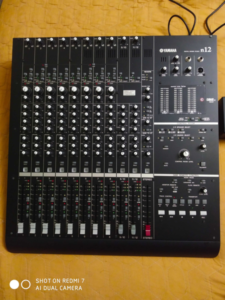 Yamaha микшерный пульт