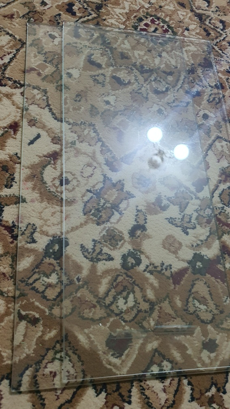 Стекло 2 шт  25 × 50 см