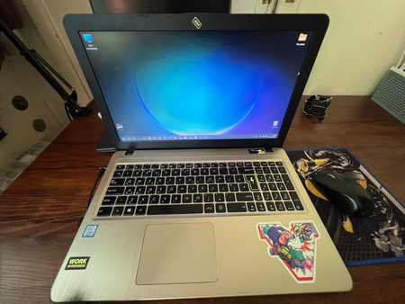 Ноутбук Asus X540UV