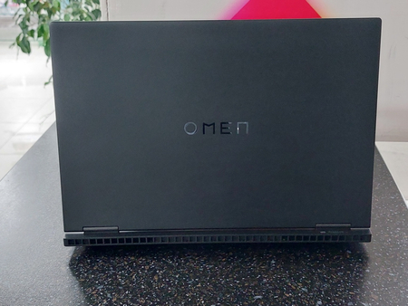 Hp omen сотилади Холати зур кафолати бор