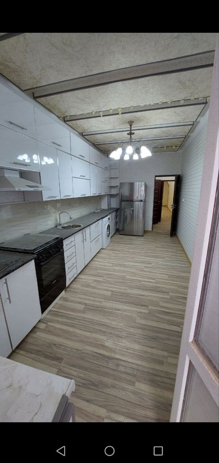 2 хона 4 этаж. Евроремонт Янги хайот уйлари сотилади. 85.5кв