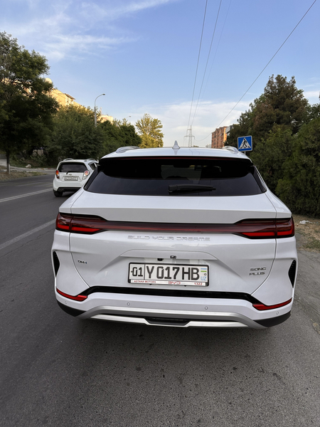 BYD song plus champion gibrid