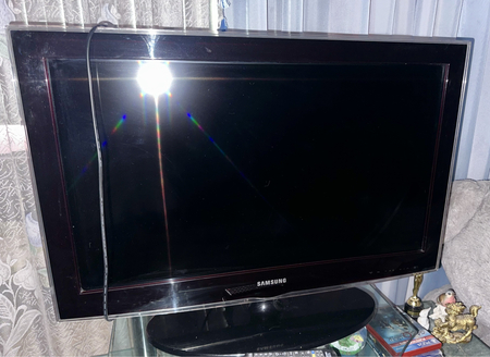 Телевизор Samsung (32’’) LED
