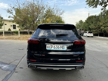 Продается автомобиль Chery Tiggo 8 pro 1.6 Lux full