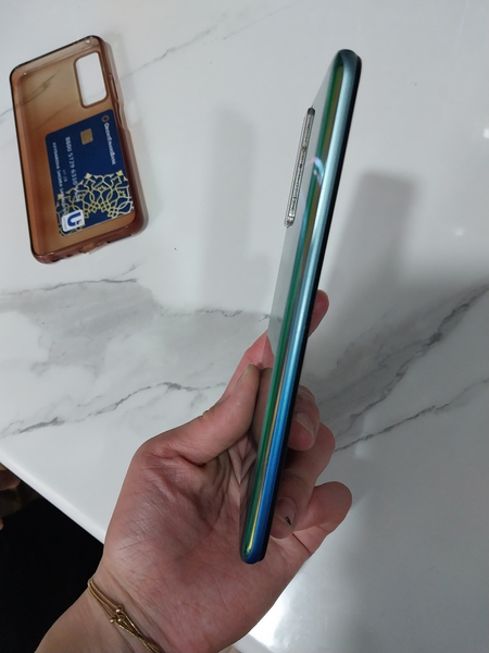 Vivo Y 53s srochniy sotladi