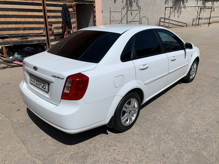 Lacetti 1.8 2013