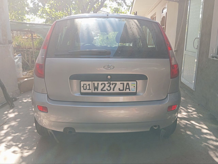 Lada kalina    .