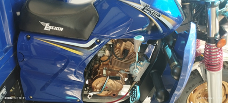 Lochin motoroller