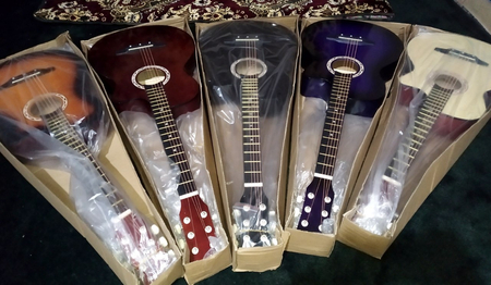 Gitara cowboy 38 razmer Ankerli