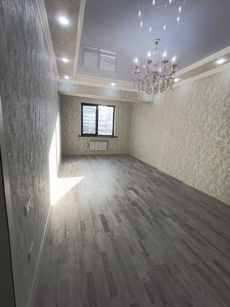 Kvartira sotiladi 3 xona 3 etaj 105m2 Mahmud Tarobiy 142a