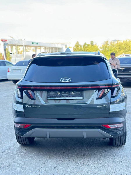 Срочна янги Hyundai Tucson фул позиция 2.5 матор 2022га 2023 сотилади
