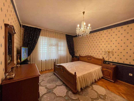 Сдаётся 4х ком квартира на Ойбек Метро