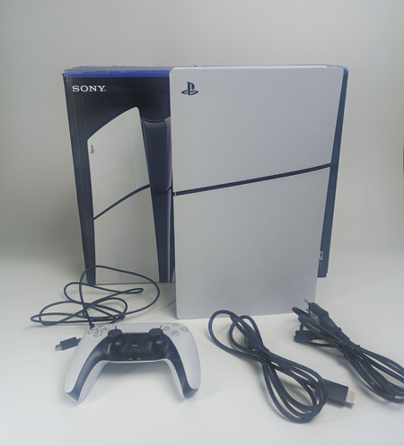 Продам PlayStation 5 (PS5). В полном комплекте и отл. состоянии