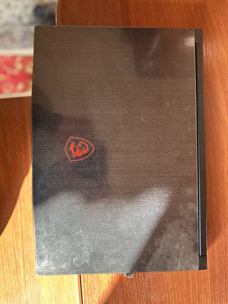 Msi gf63 core 5 holati ideal ustdagi paketi ham olinmagan