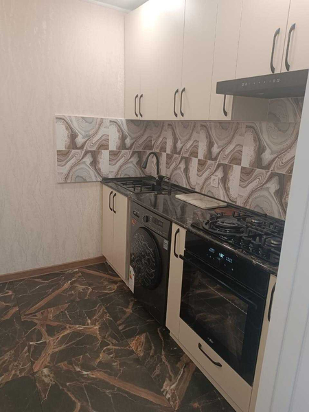 Срочно продаётся! 3х комнатная квартира, 26 квартал. (НБ)