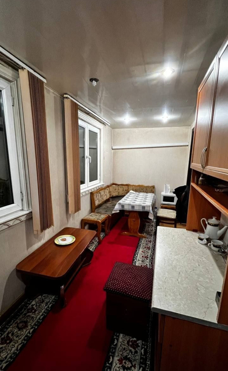 Продается квартира 4/4/5 Буюк Ипак Йули