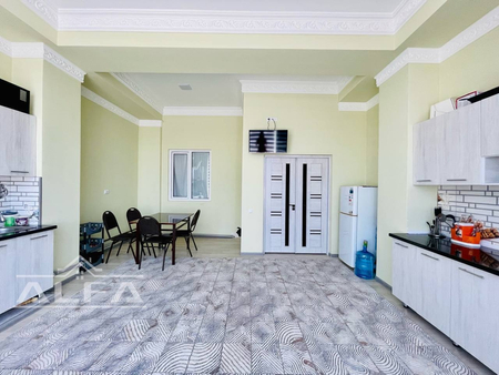 2 xonali 60m² 3-qavat, Barcha jihozlari qoladi. 4 qavatli panelniy dom