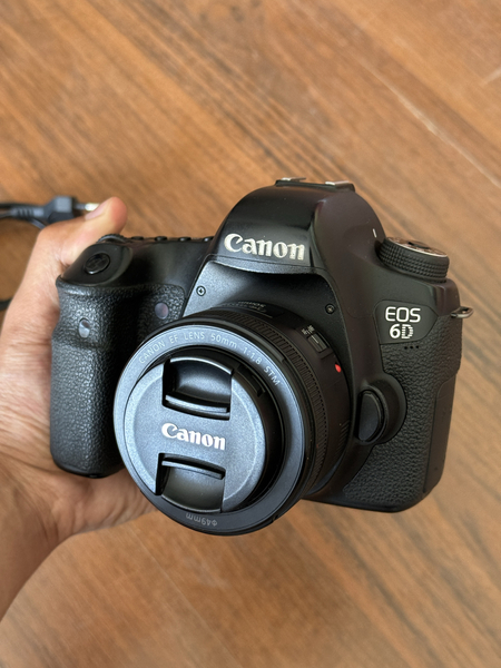 Canon 6D sotiladi